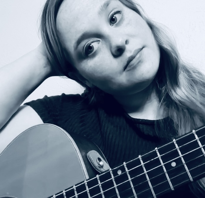 Pop/Review LORALEE – Feeling Ok - SONGSCOPE