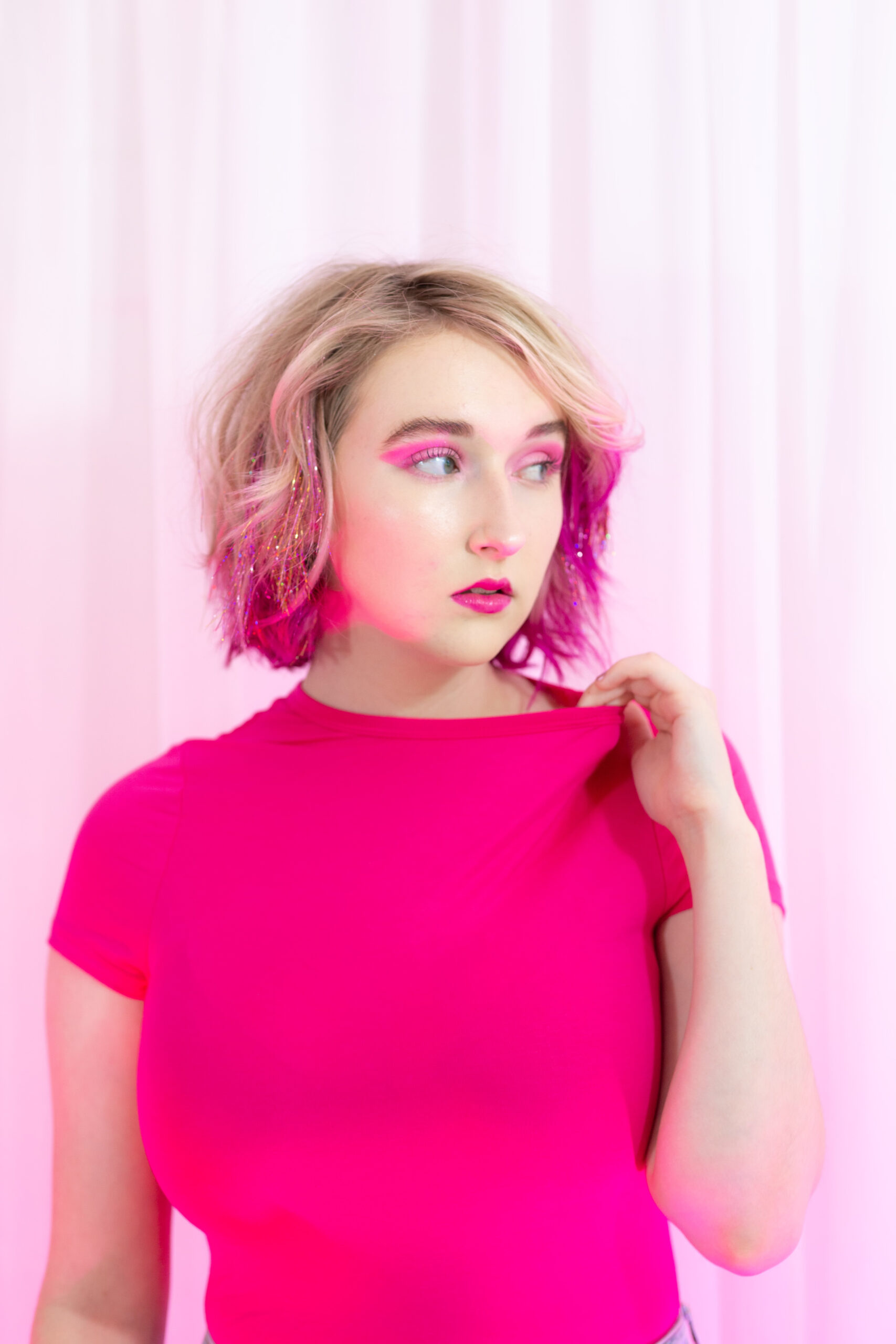 Pop-Rock/Review AINSLEY COSTELLO – EXLESS - SONGSCOPE